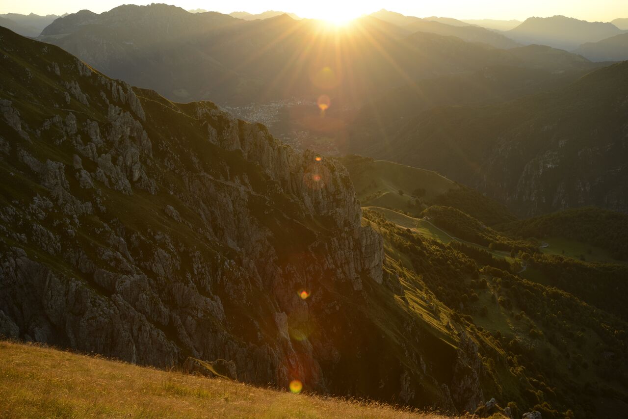Lo spettacolo dell'alba in Grignetta