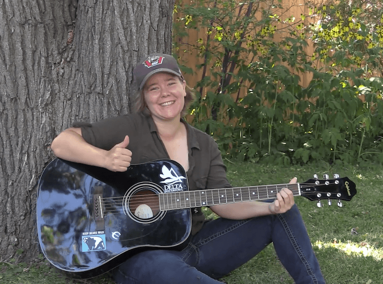 Emily parla di conservazione con il linguaggio della musica