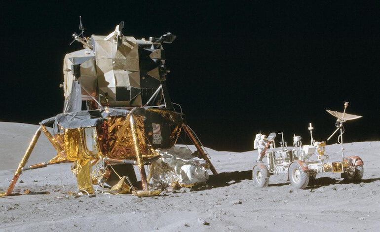 Che fuso orario c'è adesso sulla Luna?
